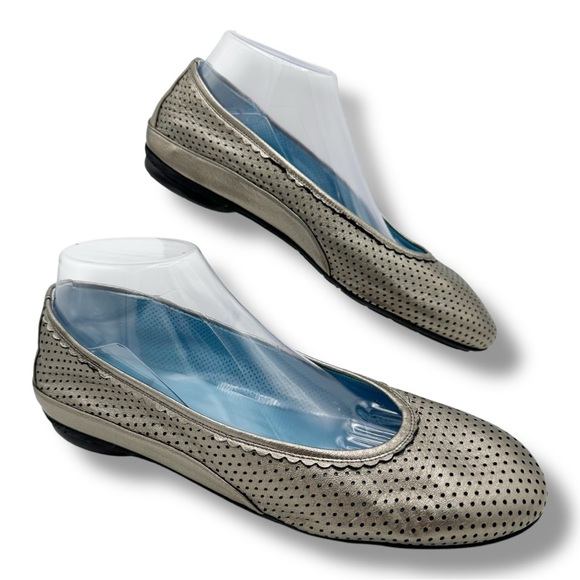 Thierry Rabotin | Shoes | Thierry Rabotin Genie 7445 Silver Perforated ...